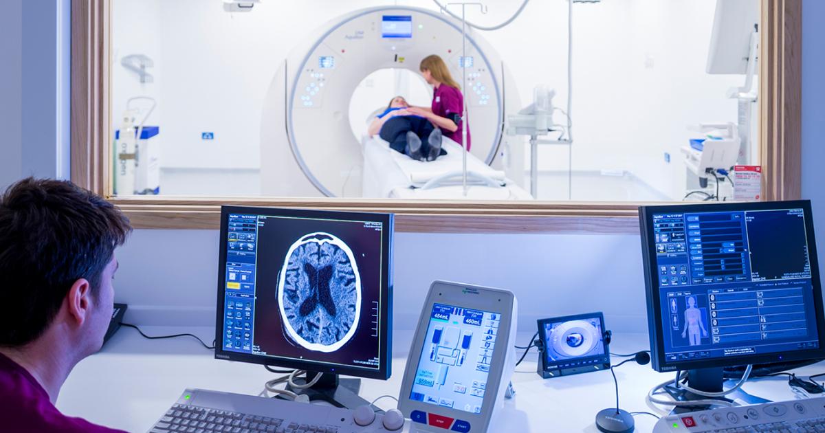 CT (Computertomographie): Was eine CT ist und wie sie abläuft